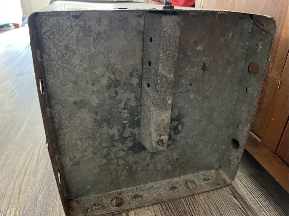 Vintage LUHRJENSON Little Chief ELECTRIC SMOKER With RACKS, Free ...