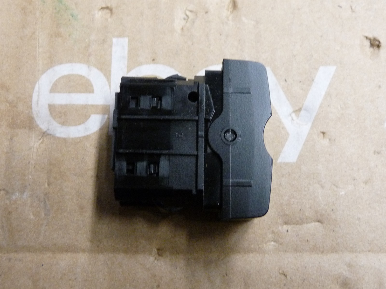 BIN 2 Freightliner Switch rear dome switch A06-53782-147 | eBay