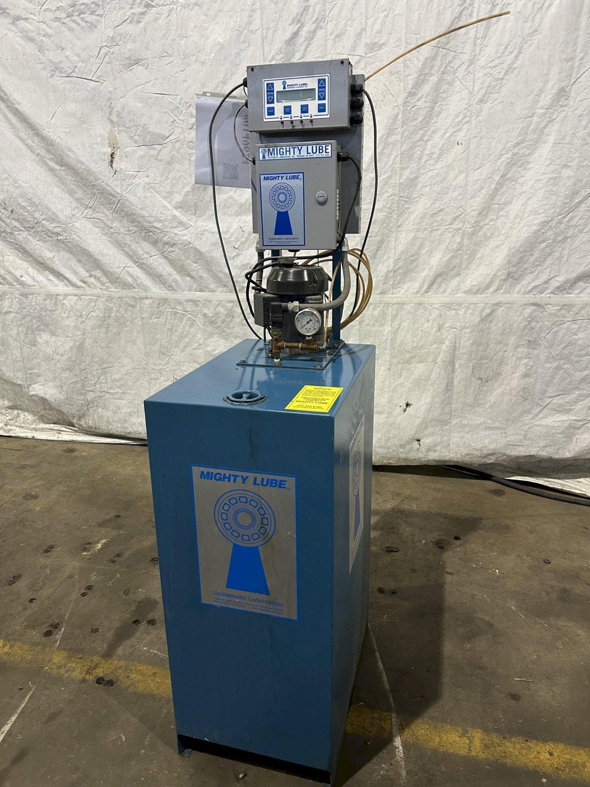 MIGHTY LUBE SYSTEMATIC LUBRICATOR. STOCK # 0149624 | eBay