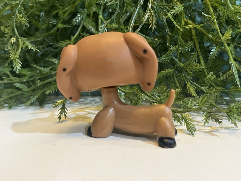 Littlest Pet Shop Monopoly No# Lps Authentic Dog Daschund Green Flakes ...