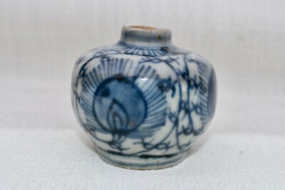 Antique Chinese Ming Period Export Porcelain / Ceramic Jarlet / Jar ...