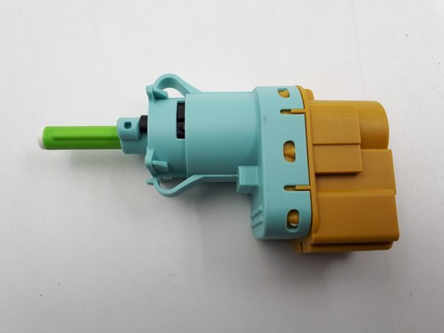 ORIGINAL FIAT AND ALFA ROMEO 50512681 BRAKE LIGHT SWITCH, 52092117 OEM ...