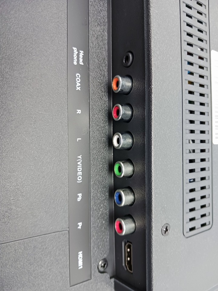 Proscan PLDV321300 32 inch LED TV/DVD Combo Flat Screen Television with ...