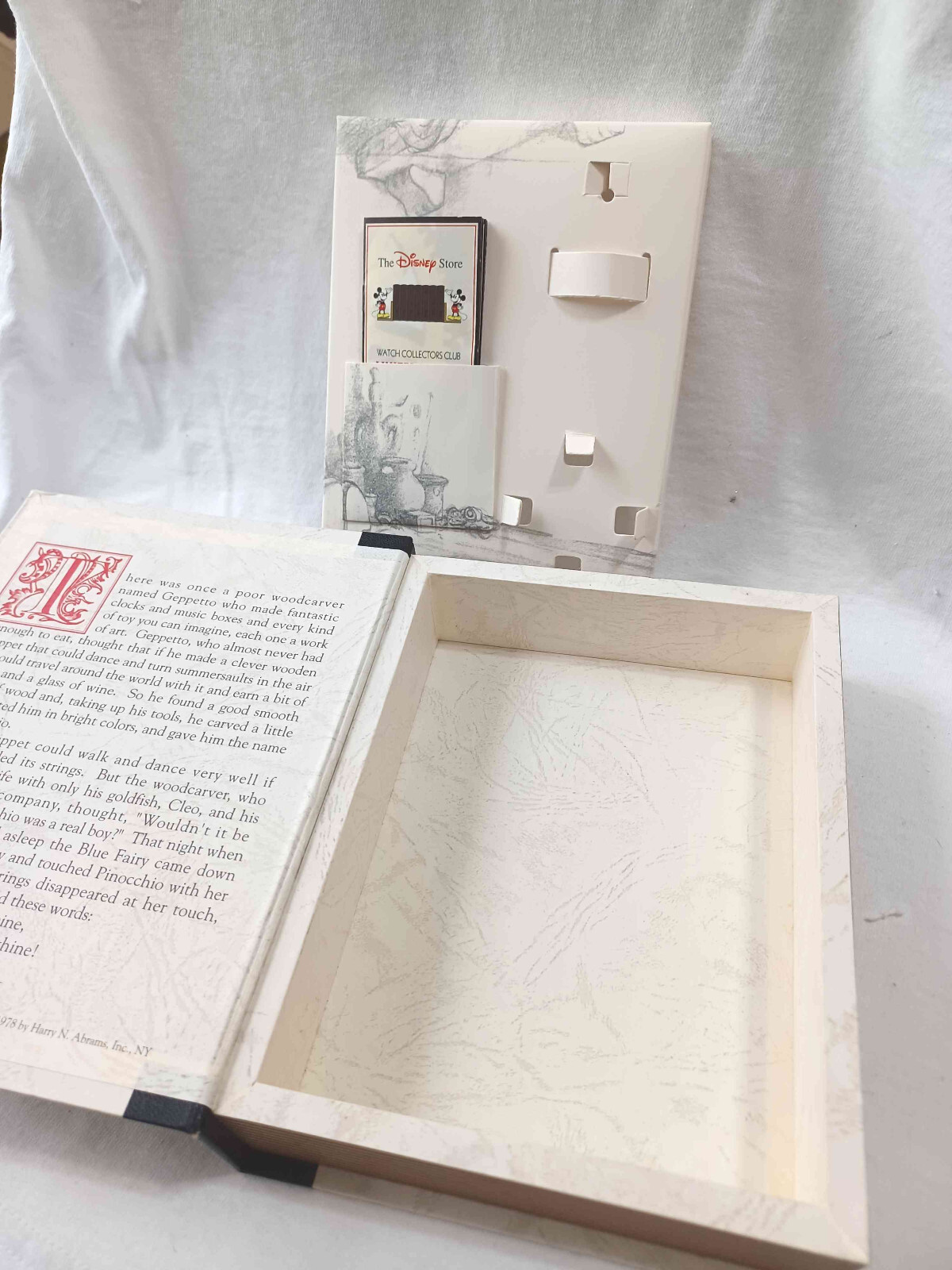 PINOCCHIO POCKET WATCH Box Only Disney -- VINTAGE | eBay