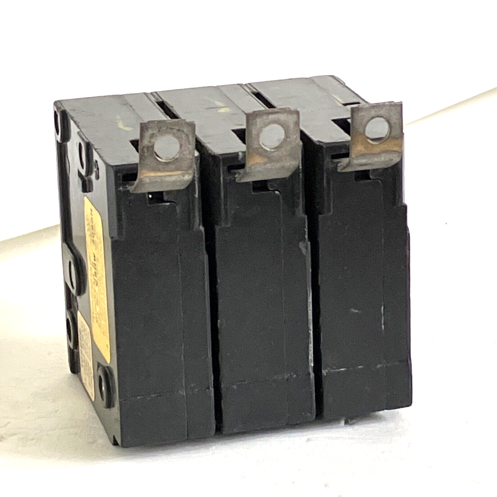 Westinghouse QBHW3090H Quicklag Industrial Thermal-Magnetic 3P, 90A ...