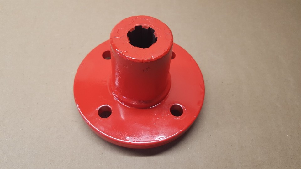GRAVELY 22551 WHEEL HUB (FITS SPLINED AXLE TRACTORS 500, 5000, PRO WALK ...