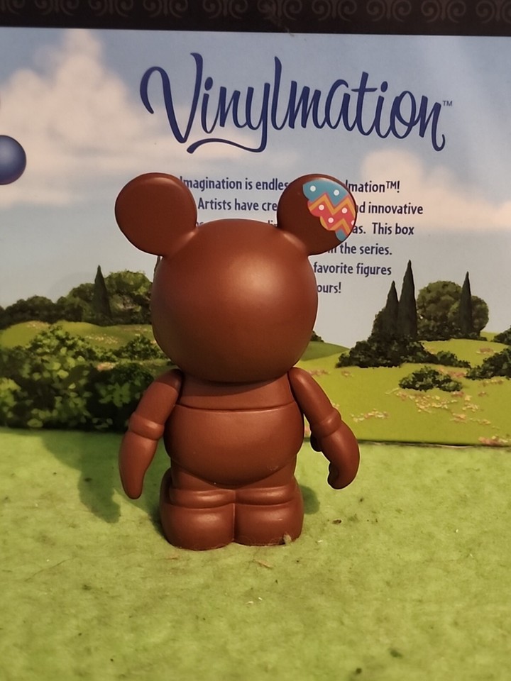 DISNEY Vinylmation 3" Park Set 2 Holiday Easter Chocolate Bunny Mickey ...