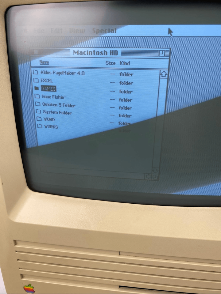 Vintage 1988 Apple Macintosh SE M5011 Computer W/Keyboard & Mouse ...