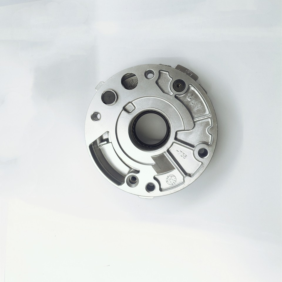 Genuine Oil Pump Fits For Volvo V40 S40 S60 S70 XC70 XC90 30650144 | eBay