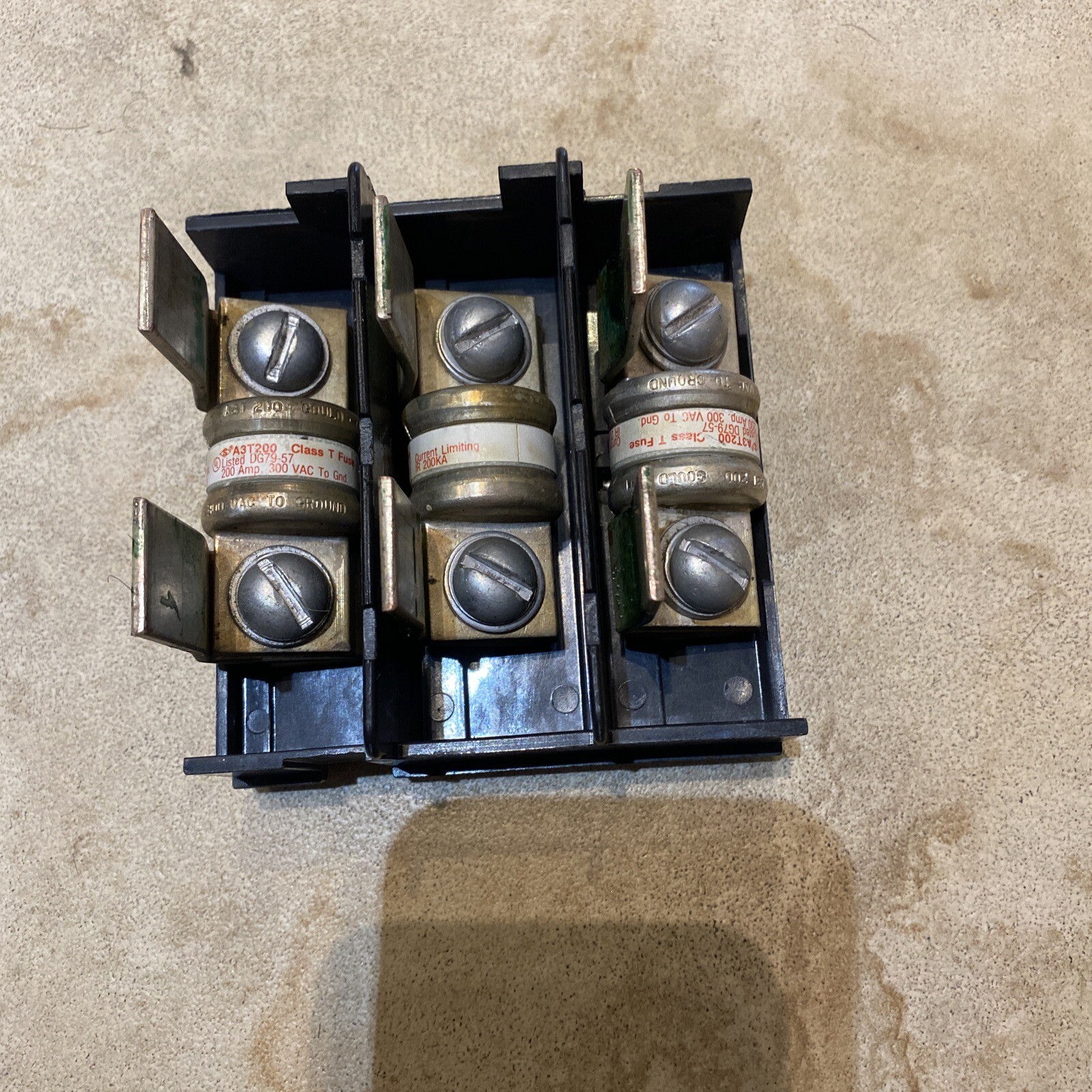 BoltSwitch PT324 PullOut 200A 3Pole 240V Included Fuses Shipping Same ...