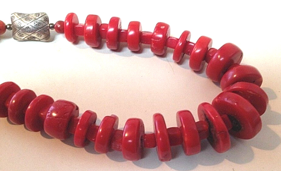 Vintage HUGE Cherry Red Bakelite Ladies Necklace w/ S… - Gem