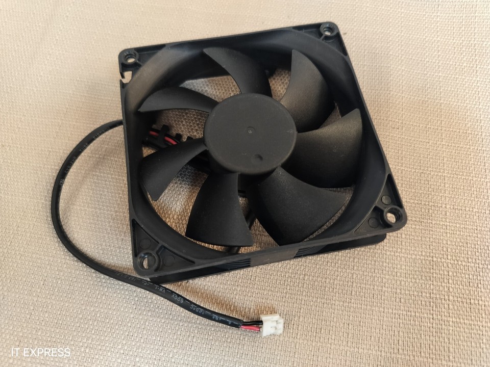Protechnic DC 12V FAN 92mm x 92 mm low noise case chassis cooling ...