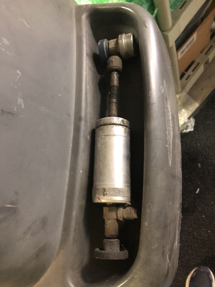 Robinair ACR2000 CoolTech RECOVERY AirConditioning AC Recycle Recharge ...