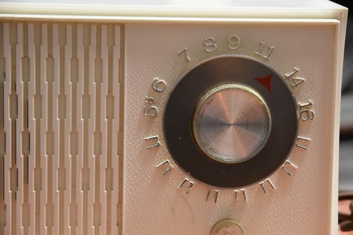 VTG ZENITH AM TUBE RADIO TABLE MODEL M506W A1 SHAPE WORKS/NOT ALL ...