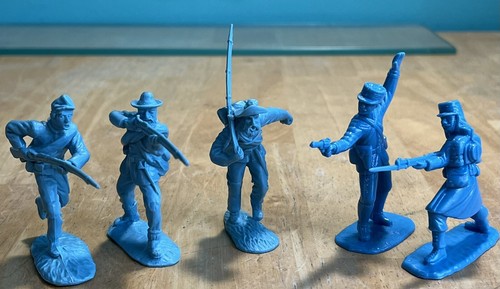 Classic Toy Soldiers Civil War Union Infantry Light Blue, Set of 5, A-8 ...