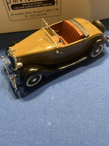 Fairfield Mint 1934 Ford Roadster Tan 1:24 Die Cast Car W/Box Limited ...