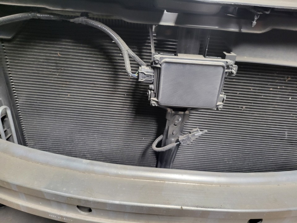ACURA MDX Cooling asembly system - Radiators support , fan , Radar ...