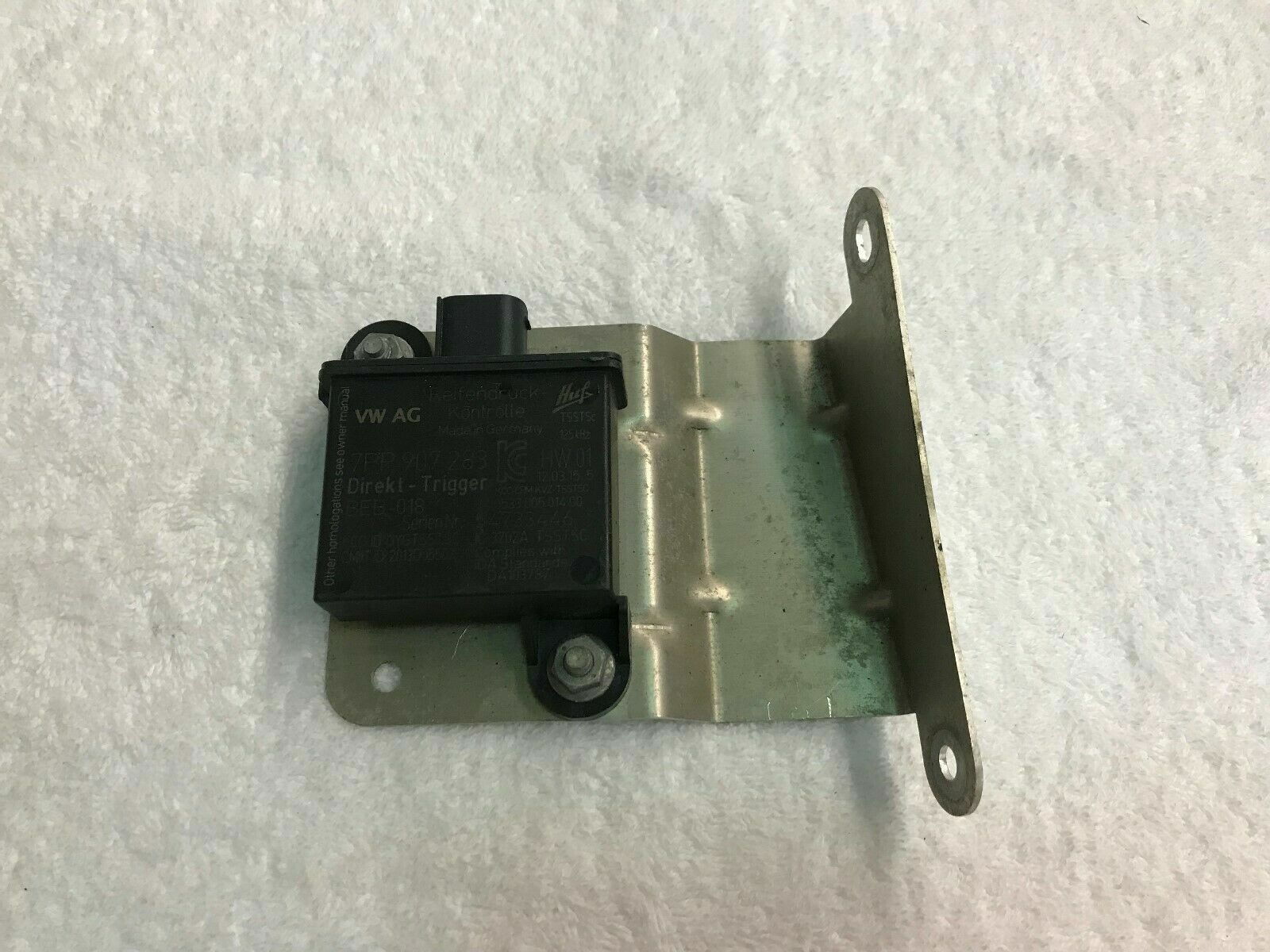 LAMBORGHINI HURACAN LP610 LH TIRE PRESSURE SENSOR ANTENNA BRACKET OEM ...