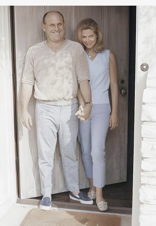 ‘Elizabeth Montgomery’ W/Husband & Producer Of “Bewitched” 5X7 NICE ...