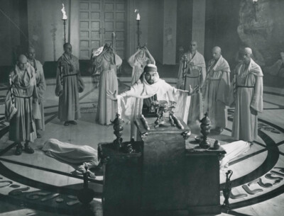 DEREK GODFREY THE VENGEANCE OF SHE 1968 PHOTO ORIGINAL #25 HAMMER | eBay