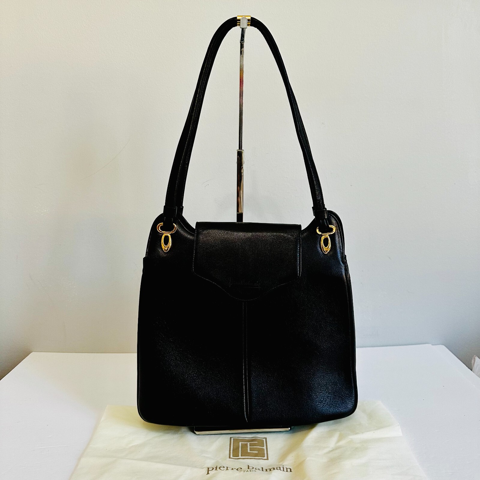AUTHENTIC PIERRE BALMAIN PARIS VINTAGE LEATHER SHOULDER BAG WITH DUST ...