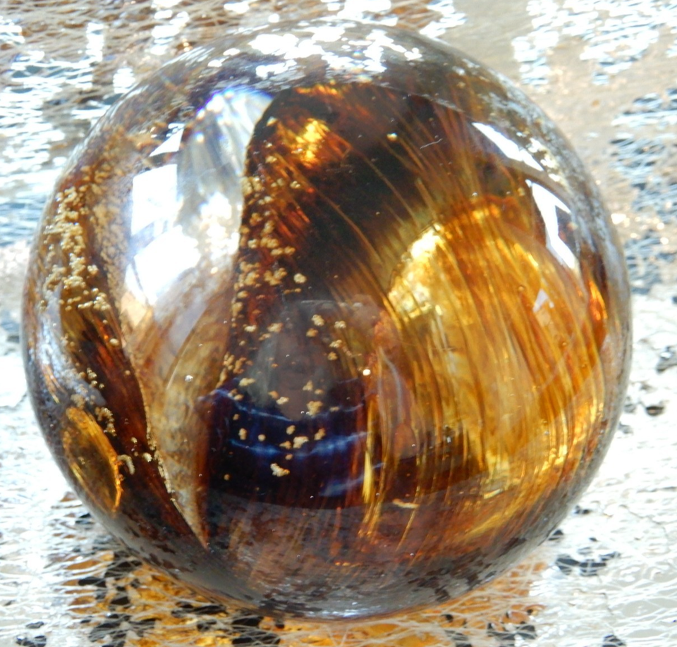 Michael Mortara Hawaii Studio Art Glass Paperweight 2002 4" Wide | eBay