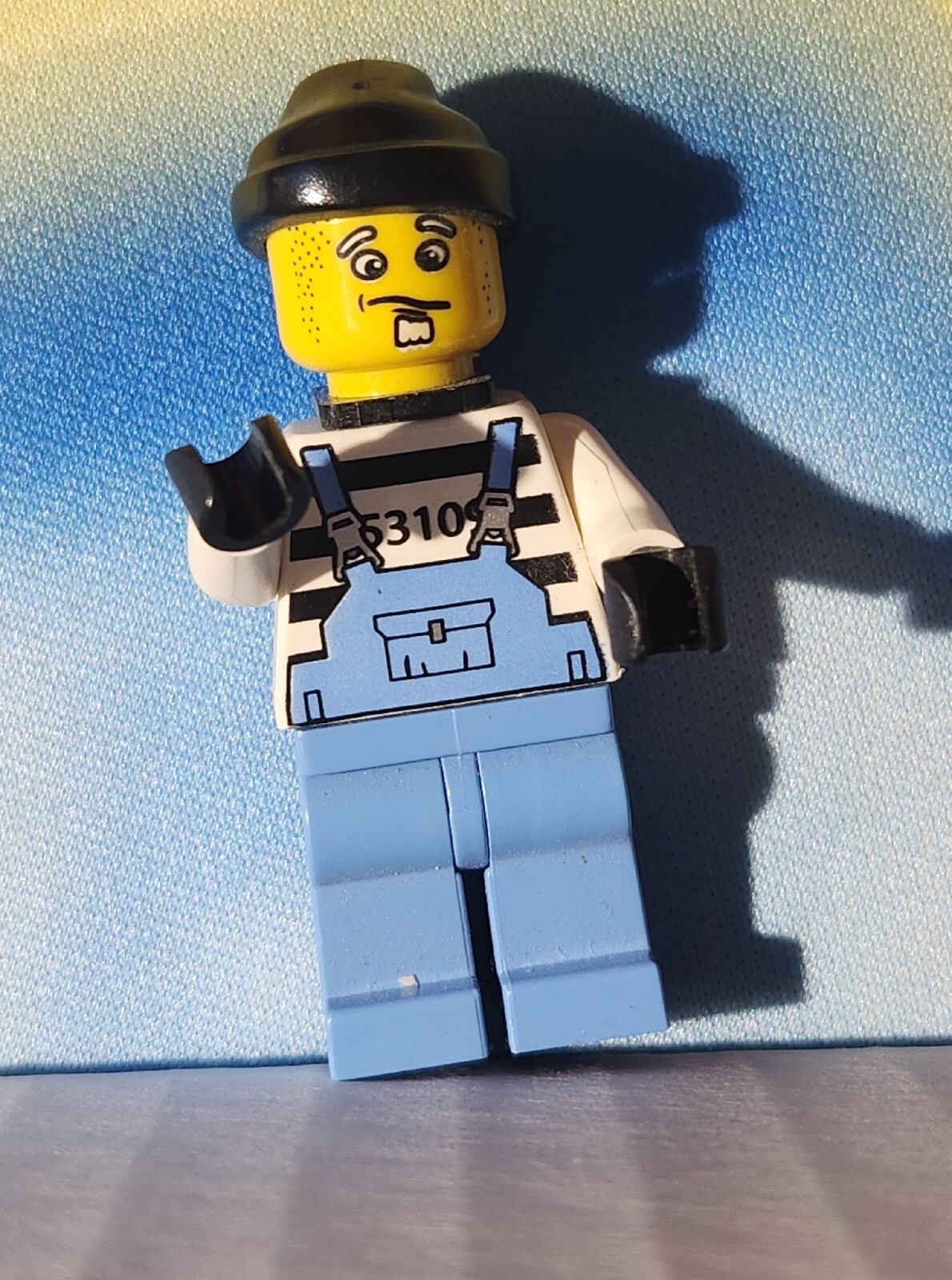 Lego - Vintage Prisoner Criminal Bad Guy Inmate Minifigure 53109 | eBay