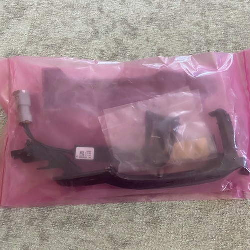 LAND ROVER DISCOVERY SPORT RIGHT LEFT OUTSIDE DOOR HANDLE LR061200 2014 ...