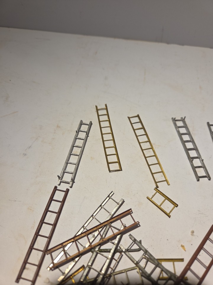 Walthers Metal O Scale Brass And Dicast Steeal Boxcar Steps Ladders ...