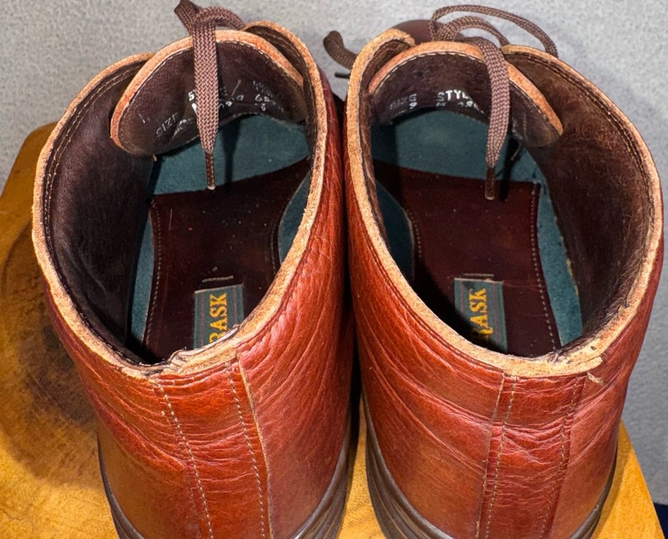 HS Trask Mens Chukka boots 9 M Men’s Shoes Reddish Brown Bison Leather ...