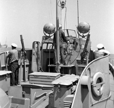 WW2 WWII Photo US Coast Guard Patrol Boat Crew USCG World War Two 1863 ...