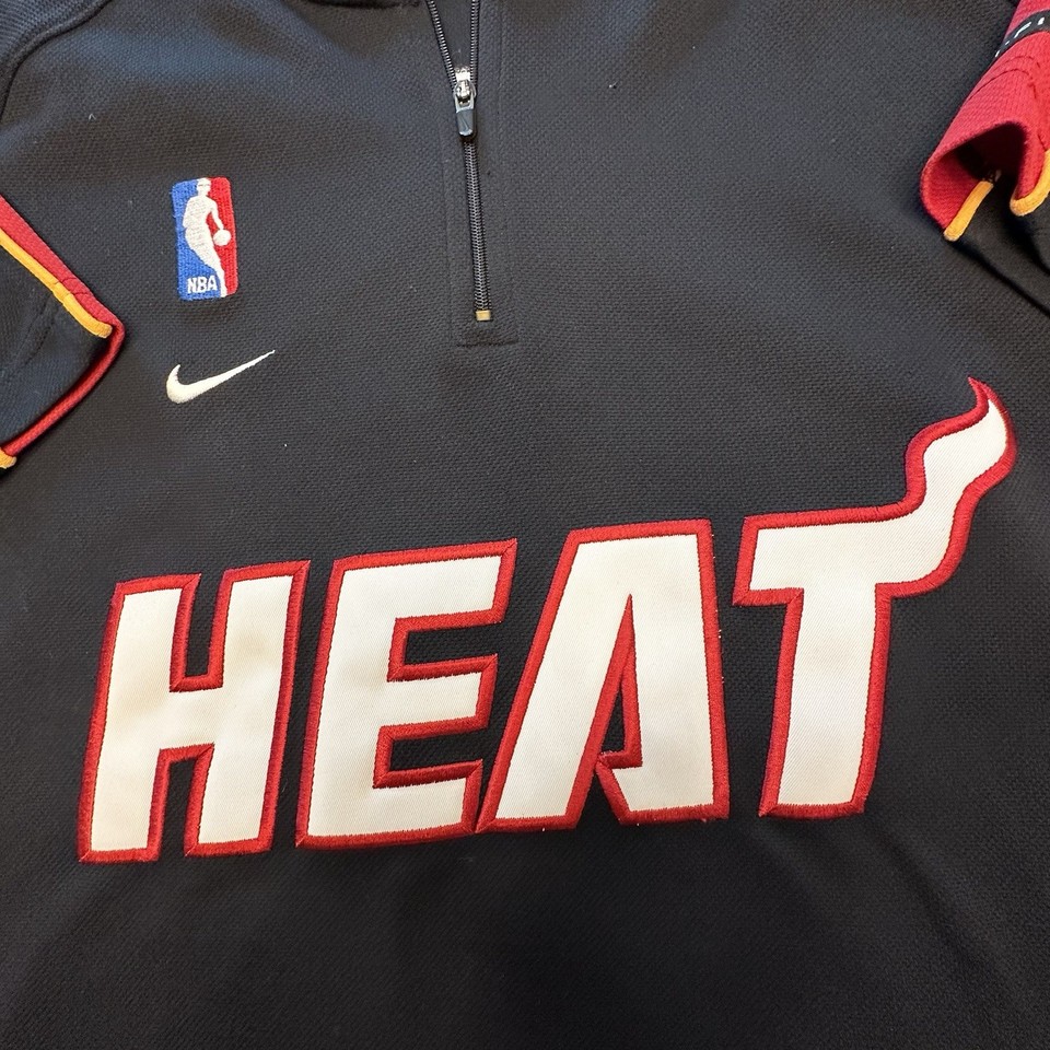 Miami Heat Nike Men’s Black Shirt NBA Medium Shirt Sleeve Stitched Logo ...