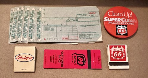 6180~Small Lot Of Gas & Oil Collectibles Sinclair Dino CC Slips Phillip ...