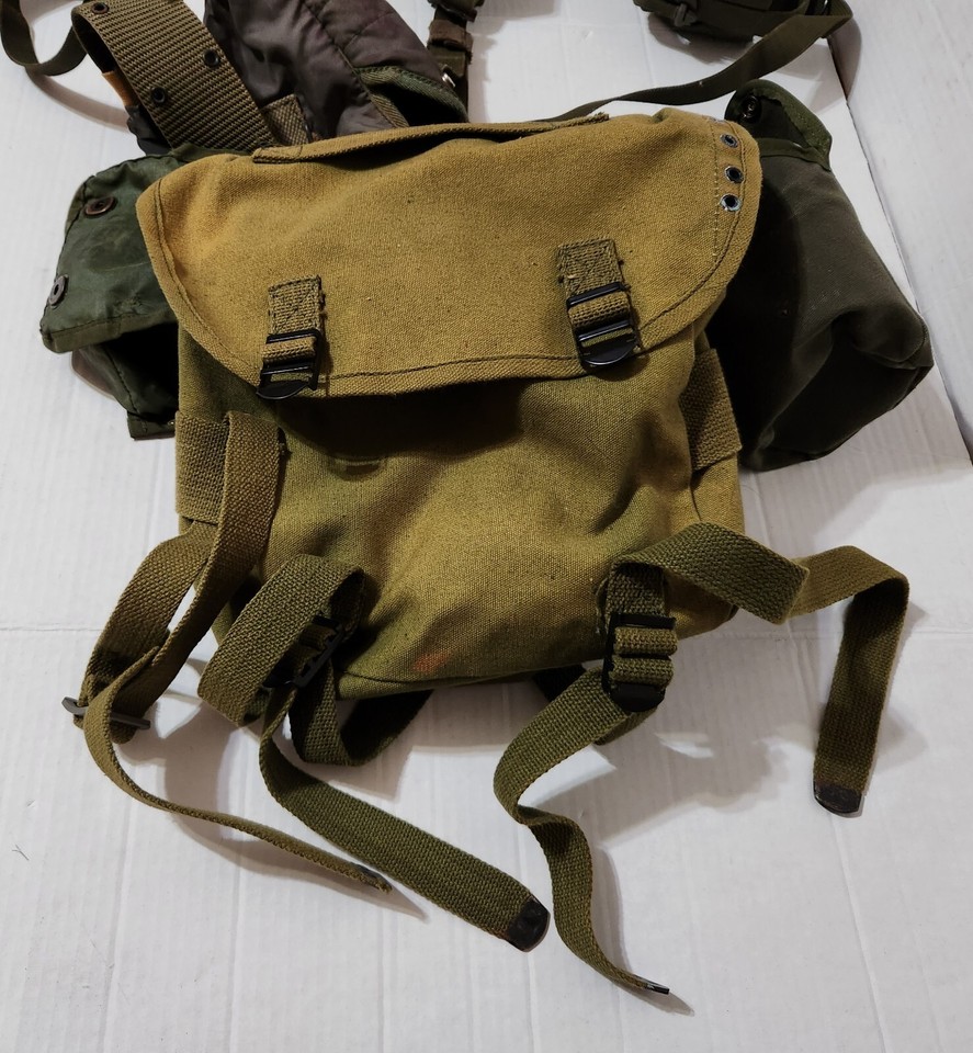 Vintage Military Webbing Set with Haversack/First Aid/Canteen Dazey ...