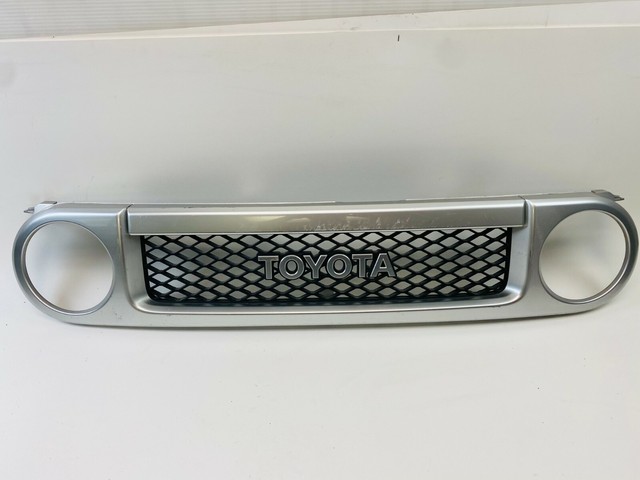 2007 - 2014 Toyota FJ Cruiser OEM Front Grille for sale online | eBay