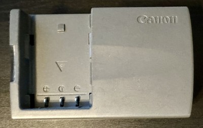 Canon CB-2LT battery charger adapter 8.4v - camera G7 G9 S50 S70 S80 ...