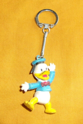Rare Vintage Plastic Donald Duck Key Ring Hong Kong Walt Disney ...