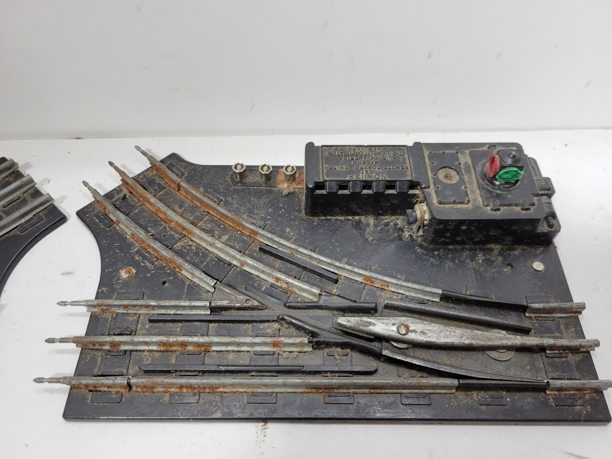 LIONEL Trains Non-Derailing Remote Control "027" Switches L & R #1122 ...