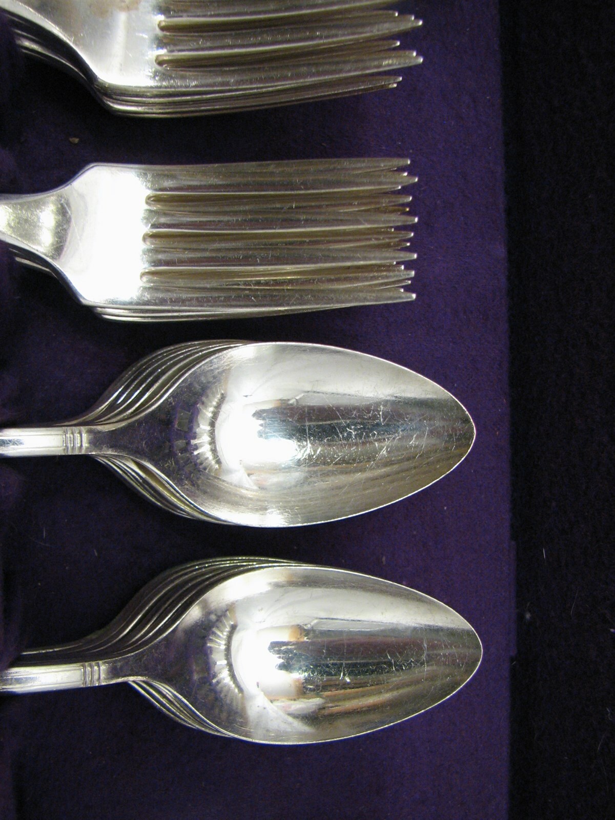 Set Nobility Silver Plate Silverplate Reverie Flatware 65 pcs Service ...