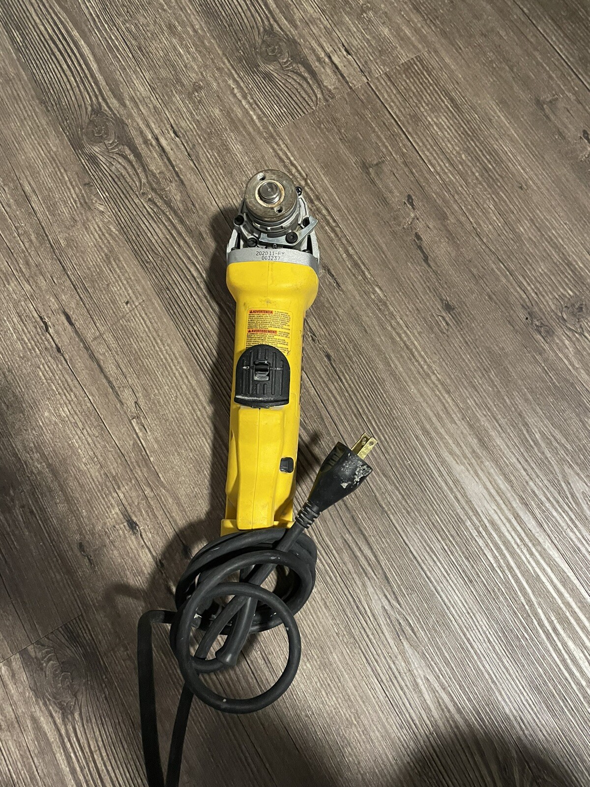 DEWALT DWE402N 120V 4-1/2" Corded Angle Grinder - Yellow (Body Only) | eBay