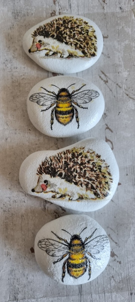 Bumble Bee Painted Rocks