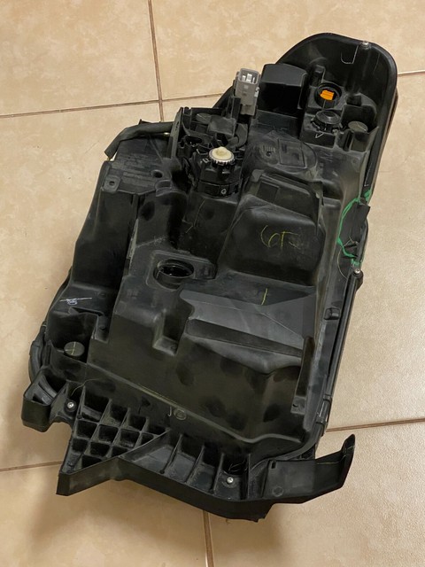 Toyota Tundra Headlight LED Black Trim 81150-0c211 Headlamp OEM 2018 ...