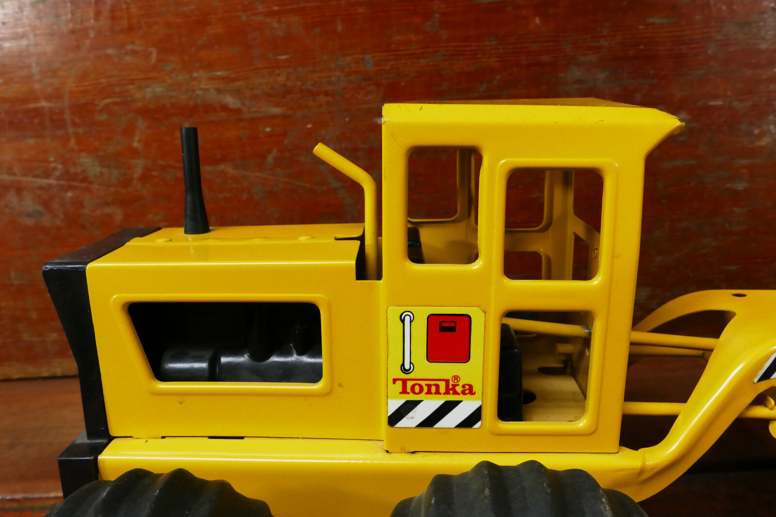 Vintage Yellow Tonka Road Scraper Grader Plow Tractor 16210-A Pressed ...