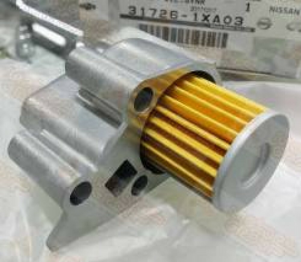 NISSAN GENUINE OEM FILTER ASSY-OIL C11 Tiida 2004 / 09-2012 / 06 31726 ...