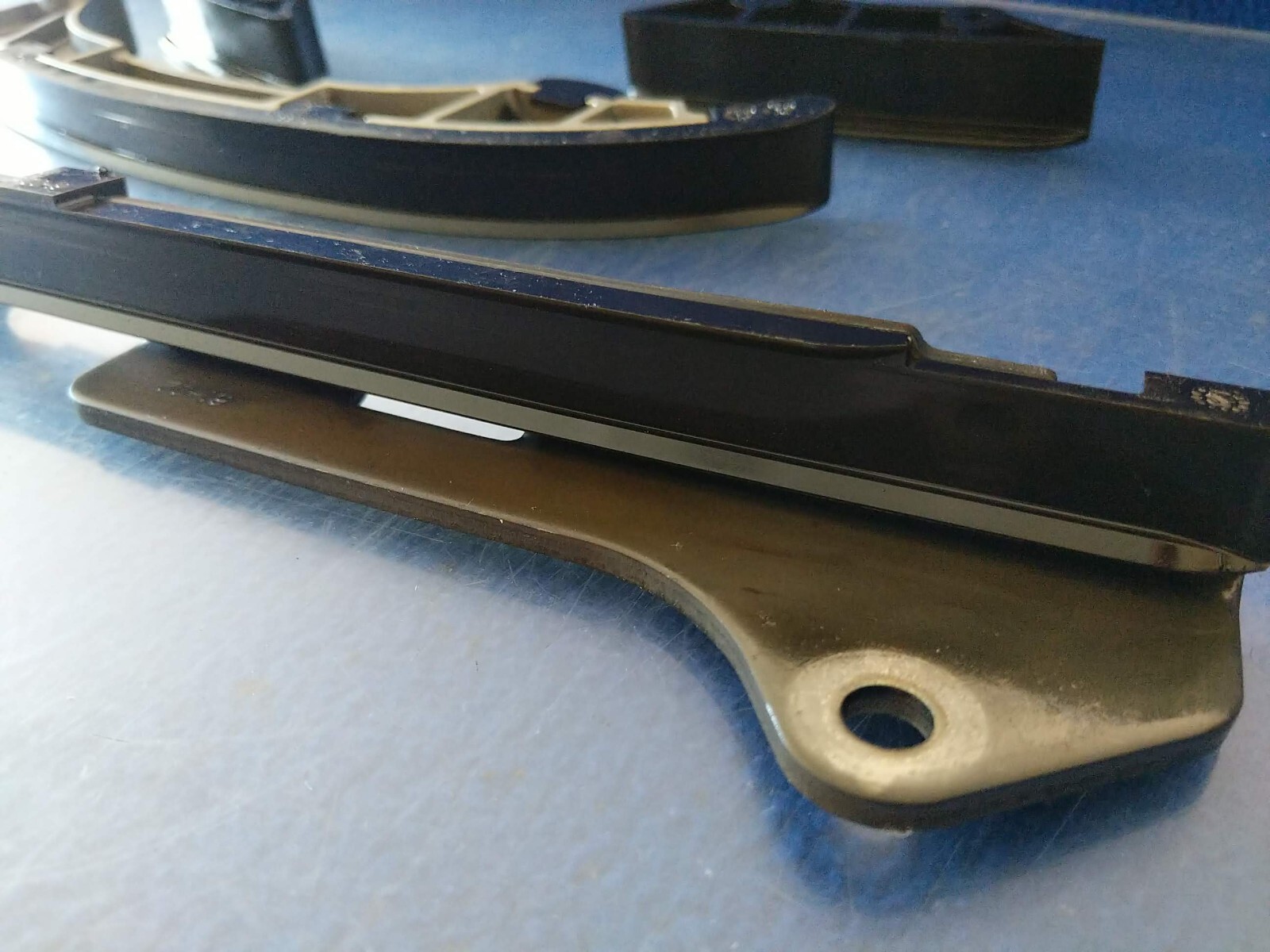 Genuine OEM Toyota LEXUS 13561-31021 DAMPER CHAIN VIBRATION 1356131021 ...