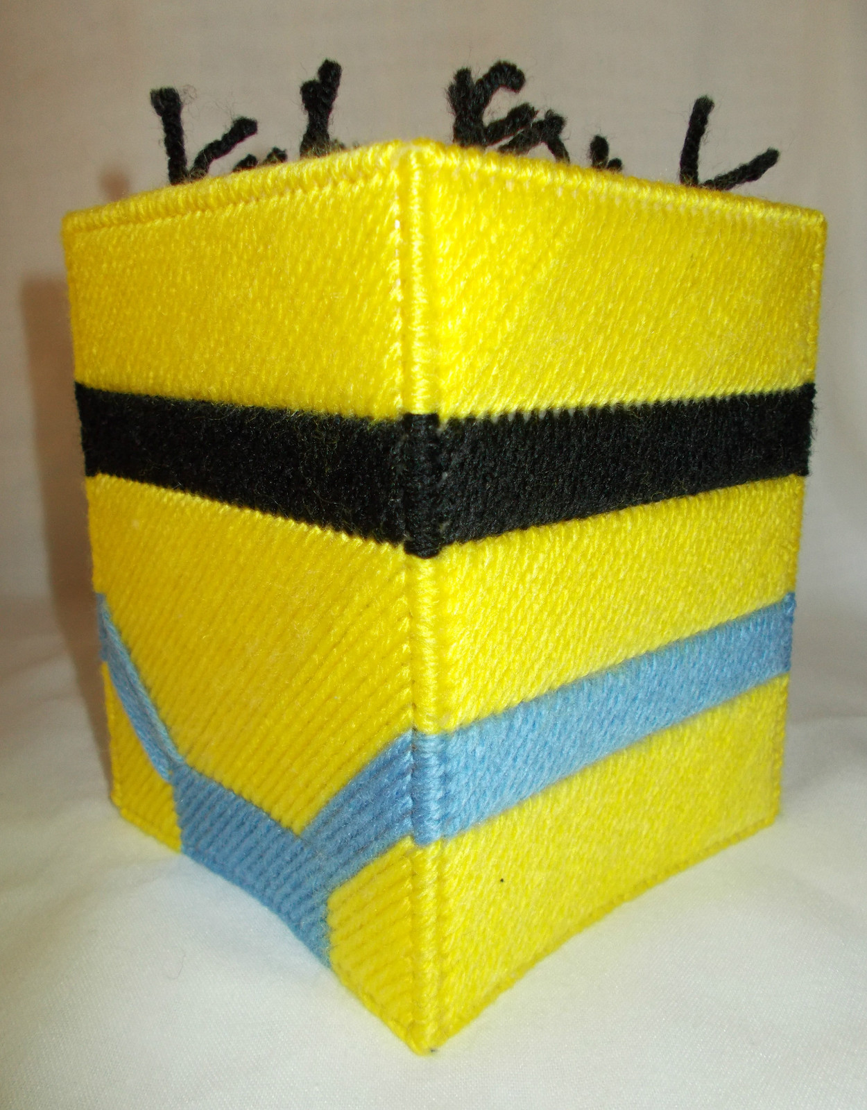 Despicable Me Minion #1 Tissue Topper/Box/Cover Plastic Canvas | eBay