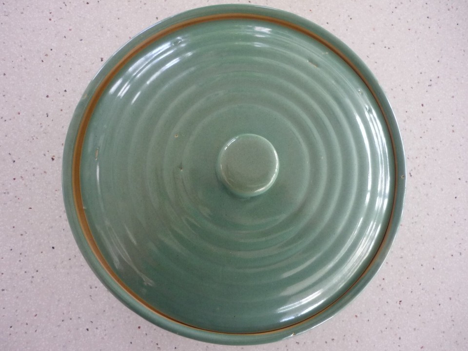 ANTIQUE RING WARE COVERED CASSEROLE POTTERY W/LID BAUER MC COY GREEN ...