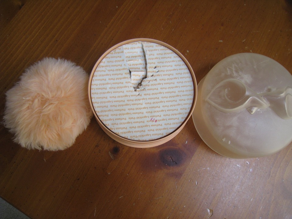 Vtg Parfums Lagerfeld•Paris Chloe Poudre Parfumée Body Powder 6.2 OZ ...