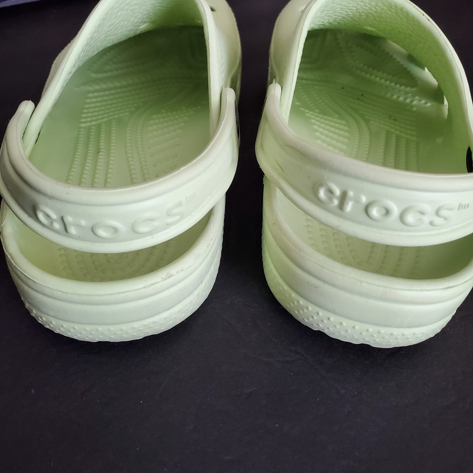 Crocs Unisex Classic Pale Lime Green Clogs Shoes Slip… - Gem