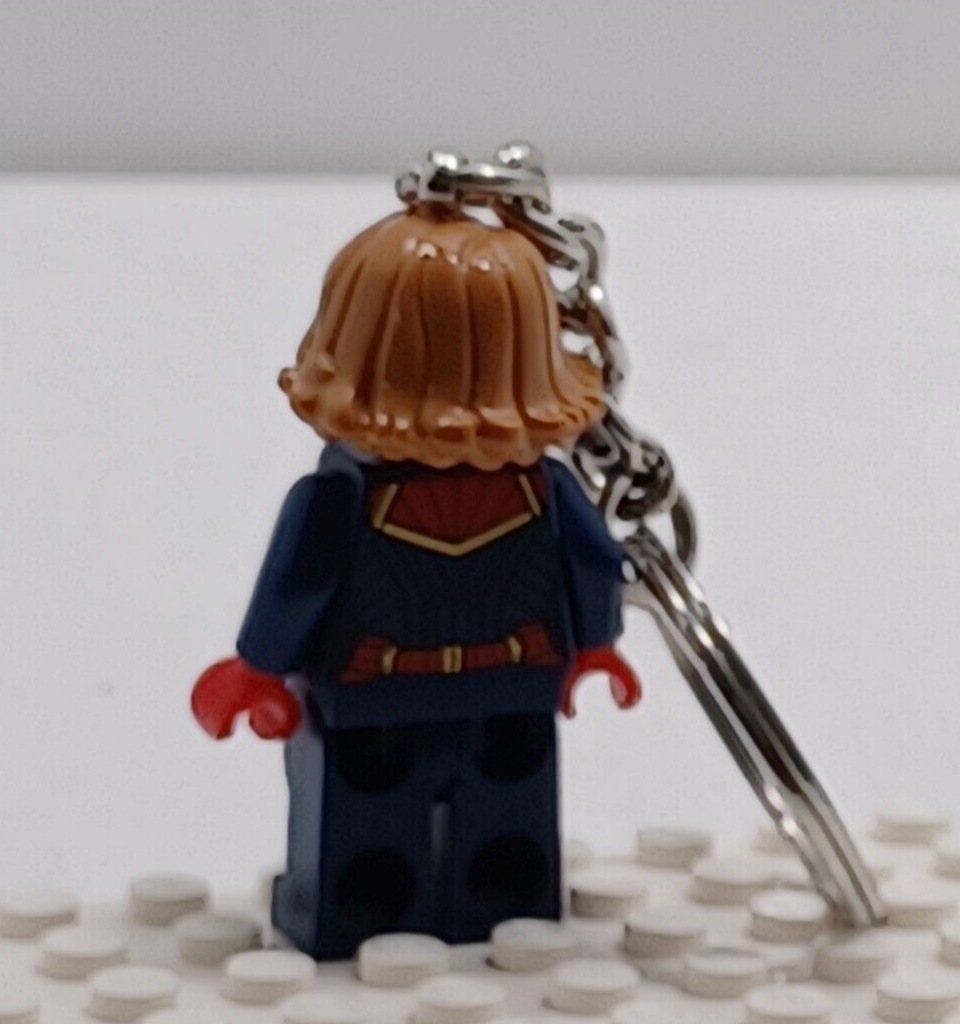 LEGO Super Heroes Captain Marvel Minifigure Keychain 854064 | eBay